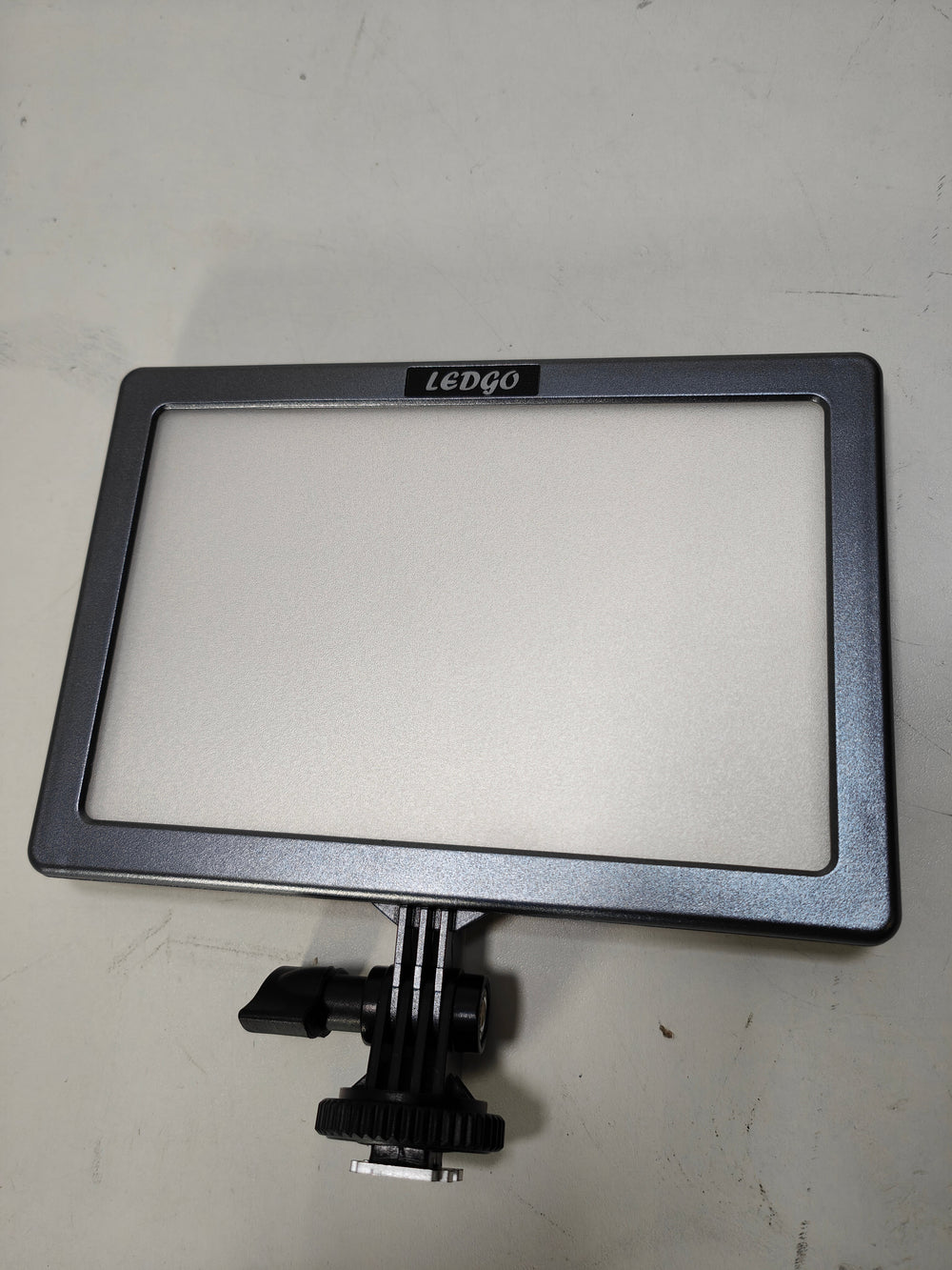 Ledgo LG-E116C II Lampe LED Bicolore pour Caméra | Lampes de studio